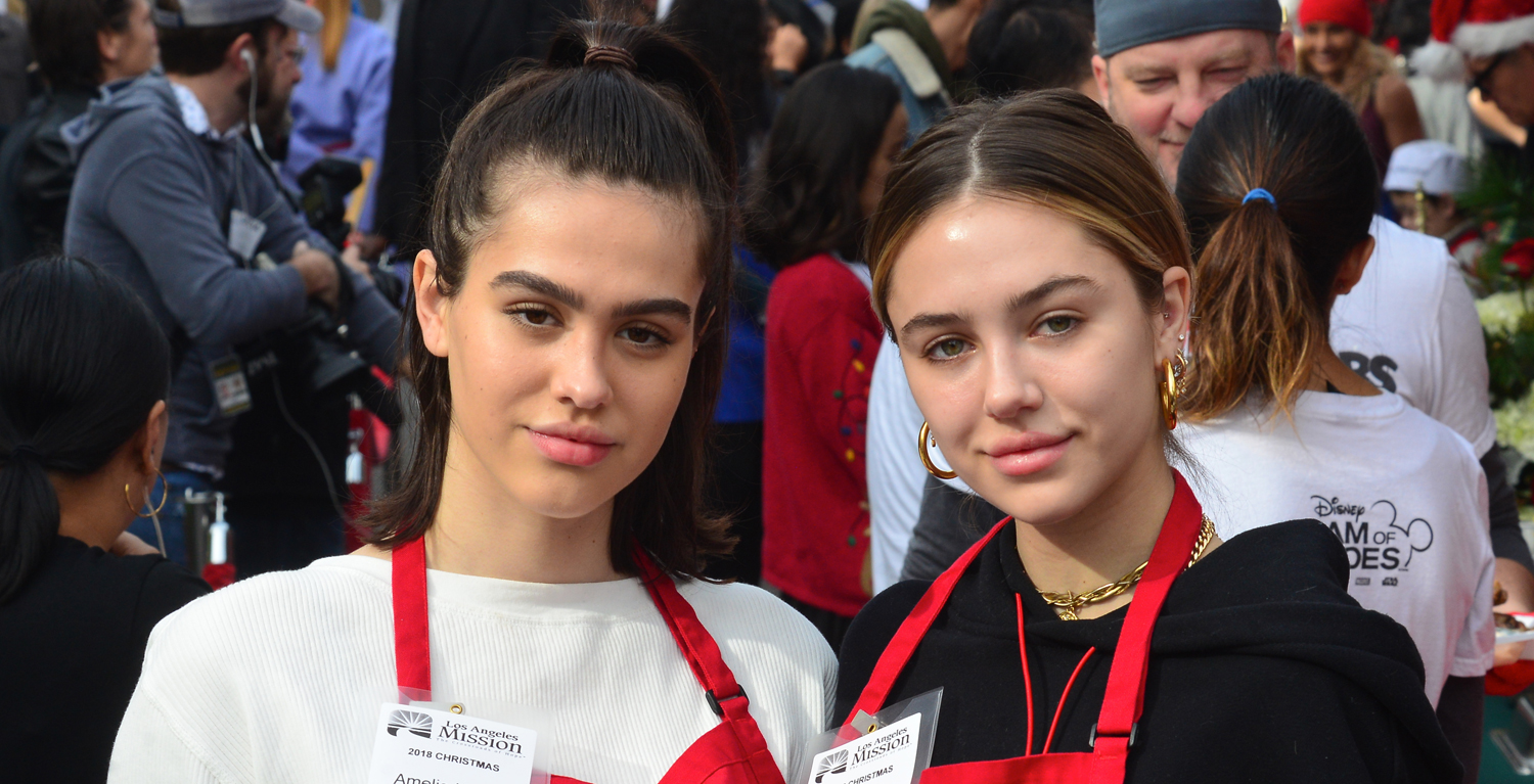 Amelia & Delilah Hamlin Volunteer to Dish Out Holiday Meals! | Amelia ...