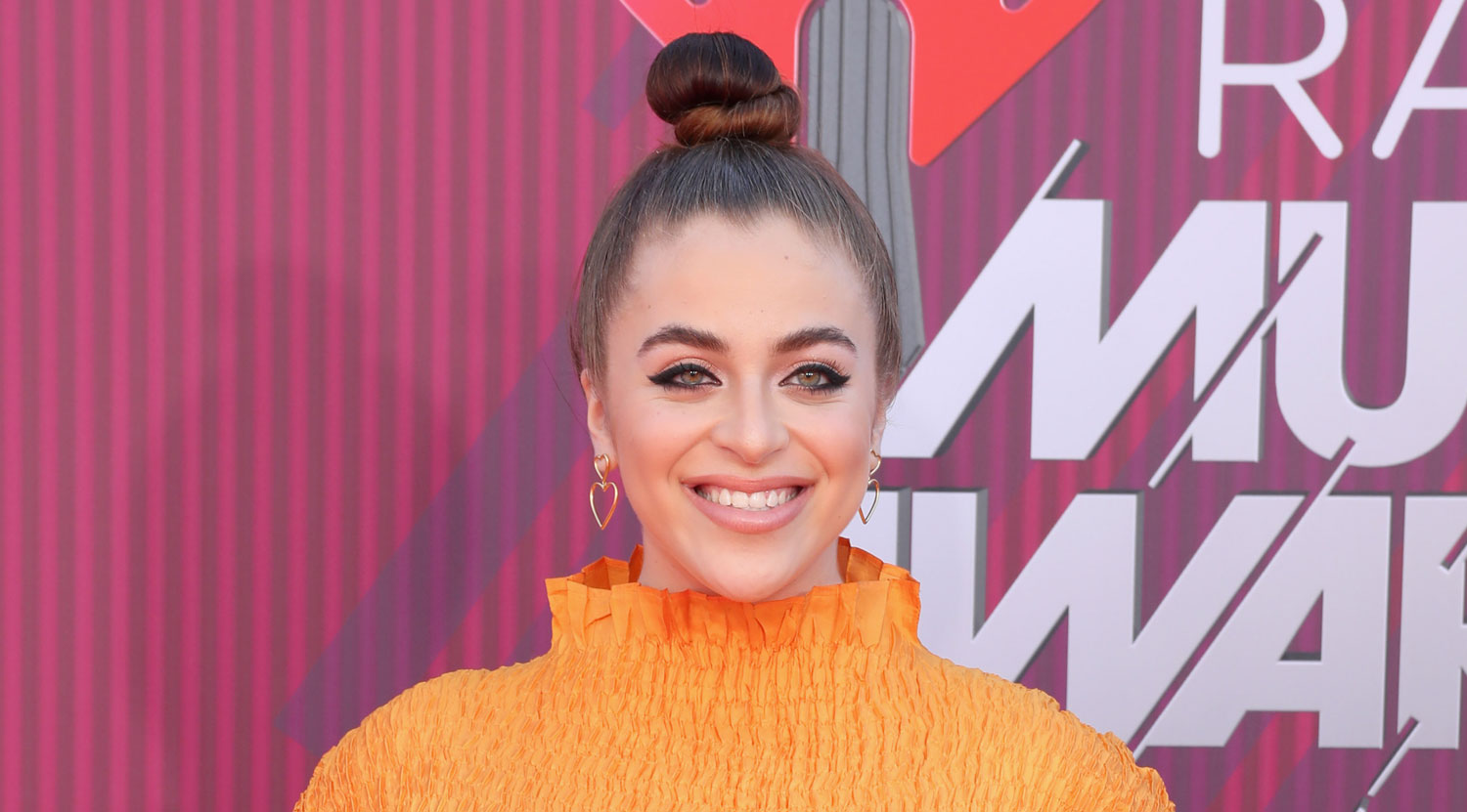 Baby Ariel Wears Animal Print Shoes to iHeartRadio Music Festival 2019 ...