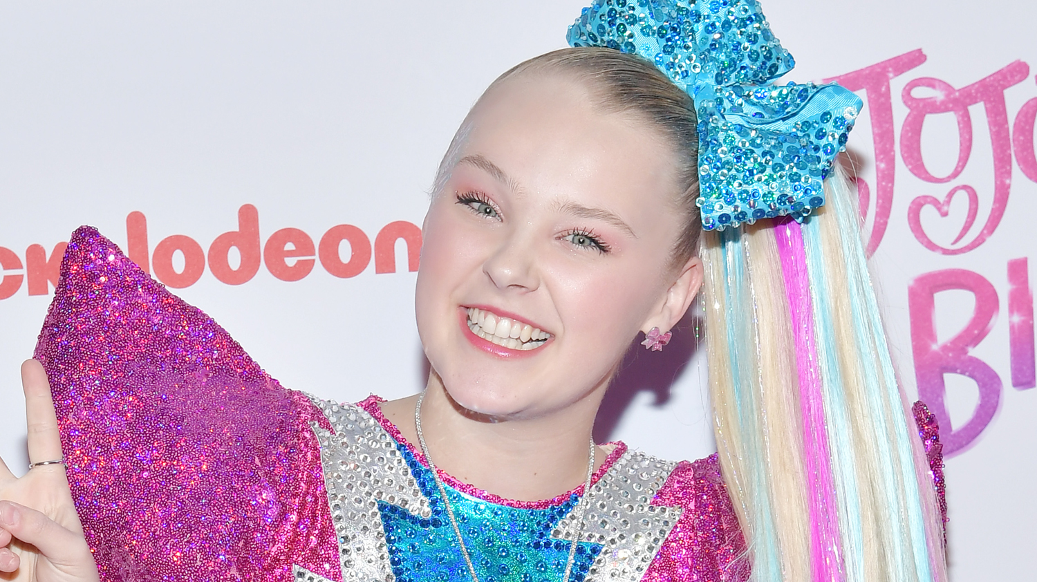 JoJo Siwa Hangs Out with a Huge Star! | JoJo Siwa | Just Jared Jr.