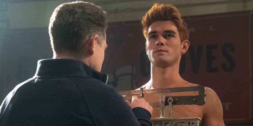 Veronica Helps Archie Get Into A Boxing Tournament on ‘Riverdale ...