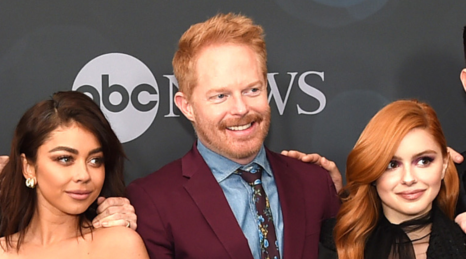 Sarah Hyland & Ariel Winter Join ‘Modern Family’ Cast at ABC Disney ...