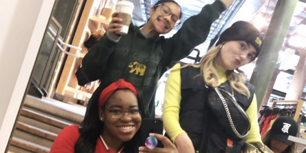 Meg Donnelly & Milo Manheim Hang with ‘Zombies 2′ Co-stars in Toronto ...