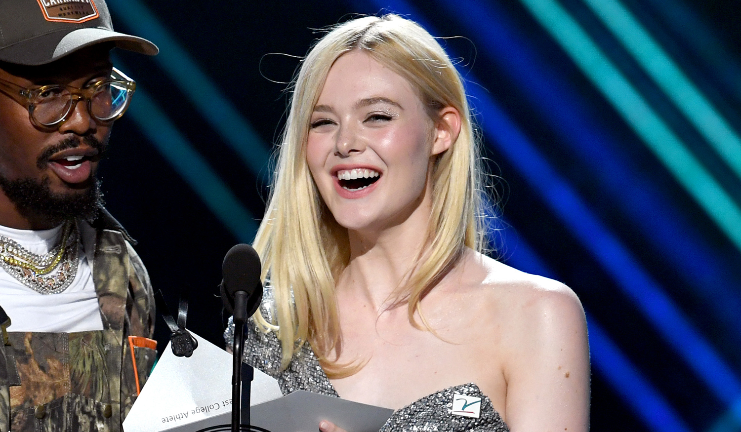 Elle Fanning Dazzles in Silver Gown While Presenting at ESPYs 2019 ...
