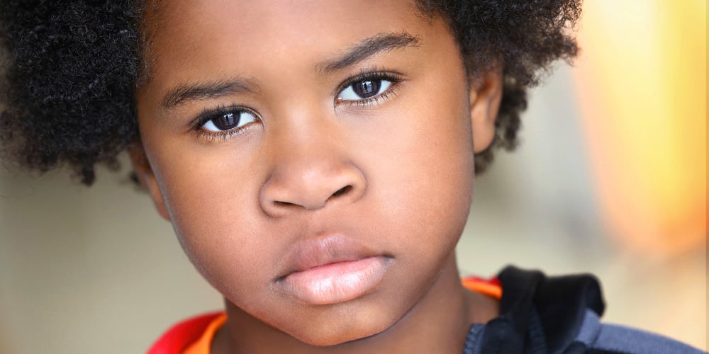 Devin Bright Joins CBS’s ‘The Unicorn’ – See Who He’s Playing Here ...