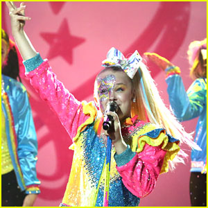 JoJo Siwa Performs ‘BOP!’ on ‘All That’ – Watch Behind-the-Scenes Video ...