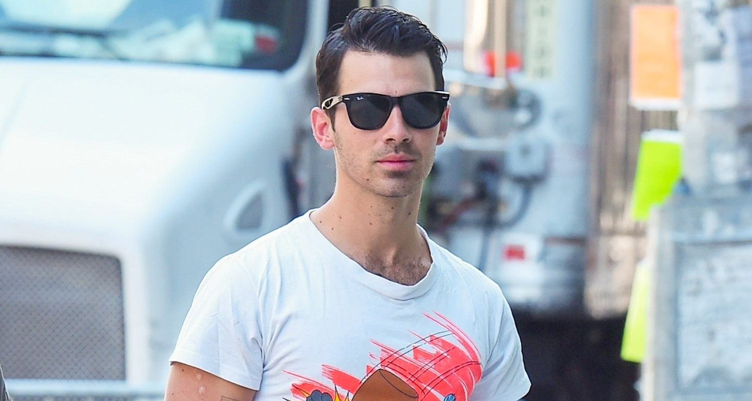 Joe Jonas Takes a Quick Break From ‘Happiness Begins’ Tour in NYC | Joe ...