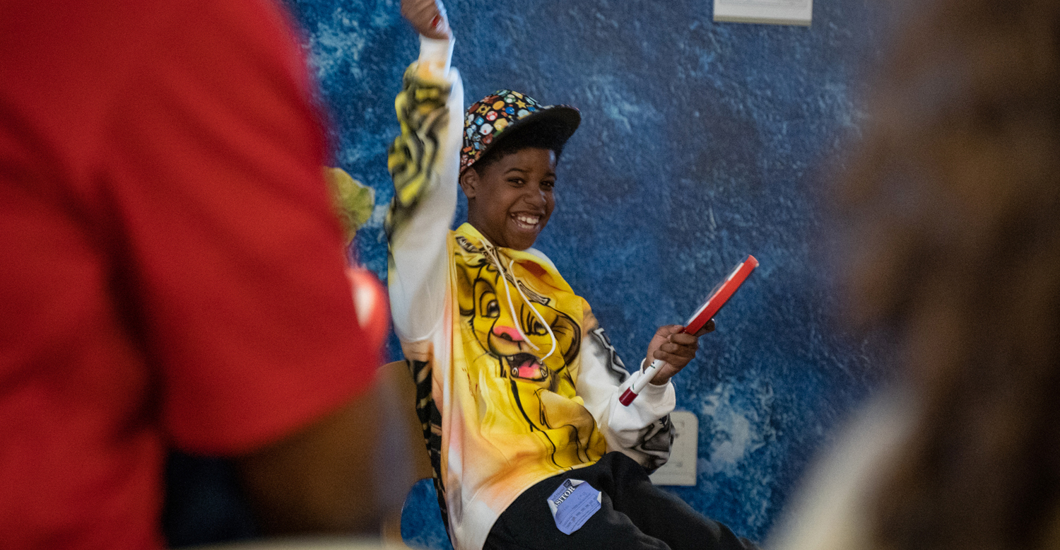 The Lion King’s JD McCrary Sings for Kids at Children’s Hospital | JD ...