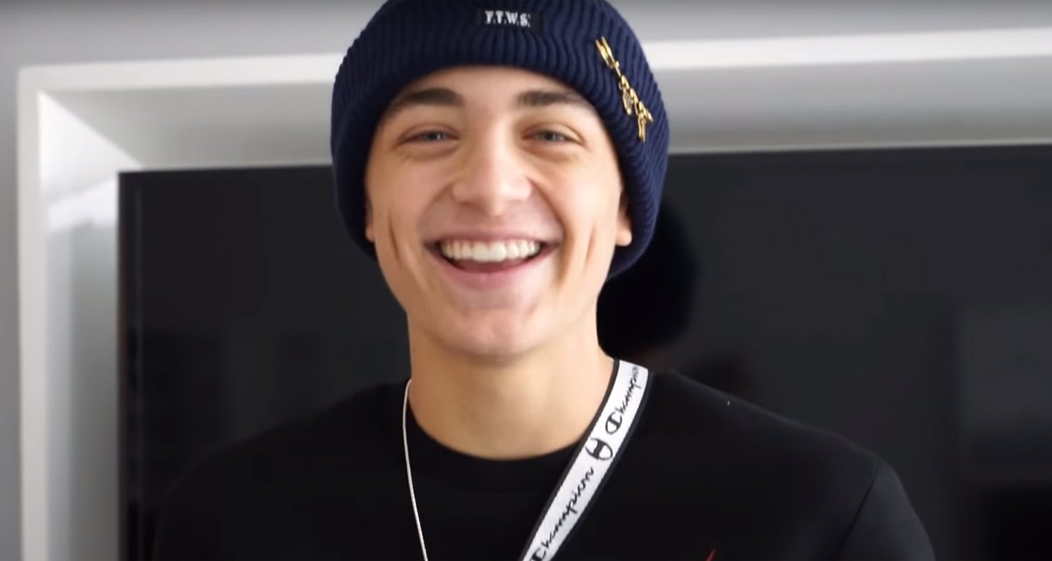 Asher Angel Gives an Inside Look at His ‘For U Tour’ – Watch! | Asher ...