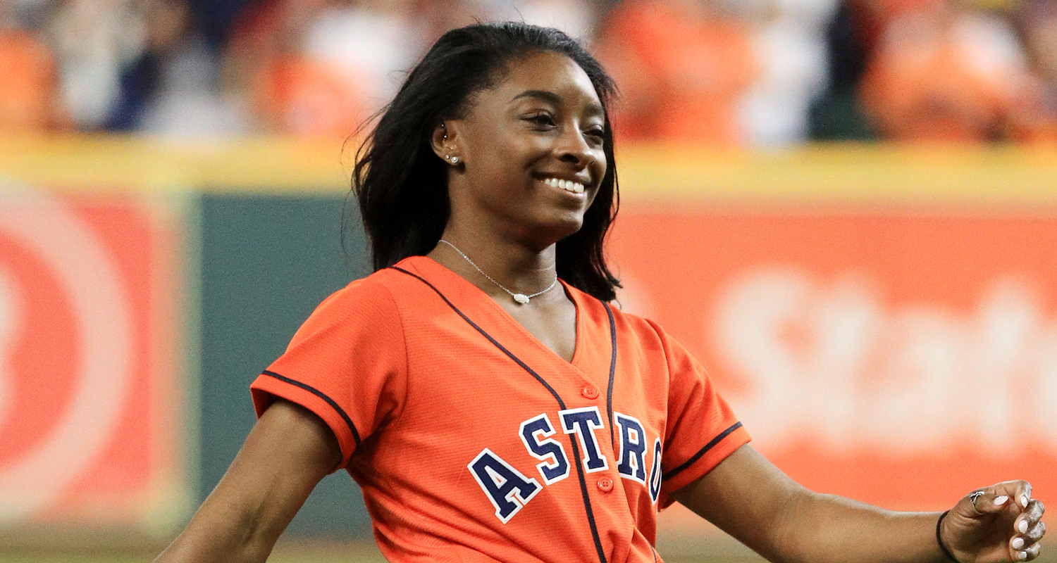 Simone Biles Does Backflip Before Throwing First Pitch At World Series ...