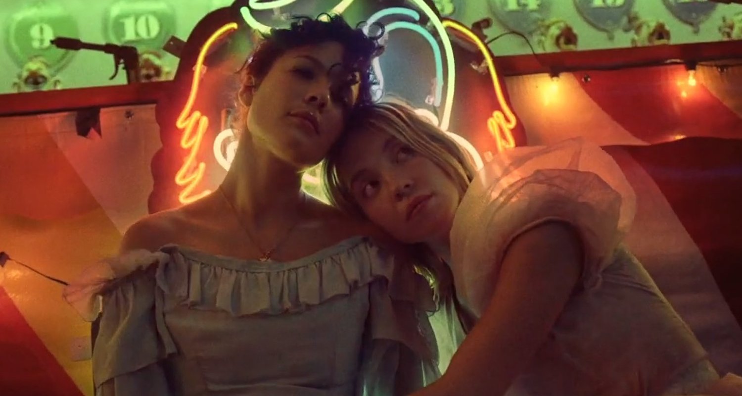 Sydney Sweeney Co-Stars In Halsey’s ‘Graveyard’ Music Video – Watch Now ...