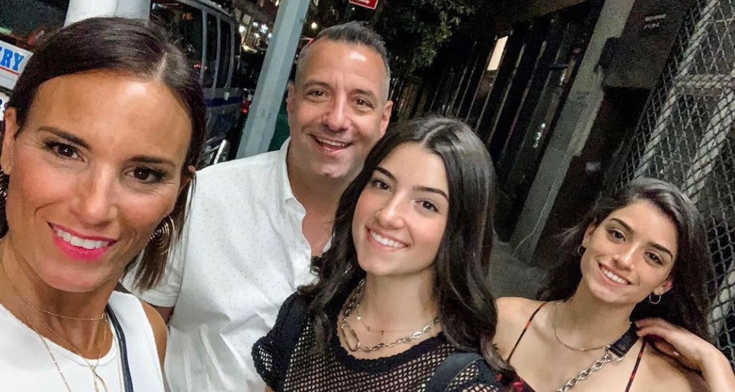 Charli & Dixie D’Amelio Launch Family YouTube Channel With Parents Marc & Heidi | Charli D ...