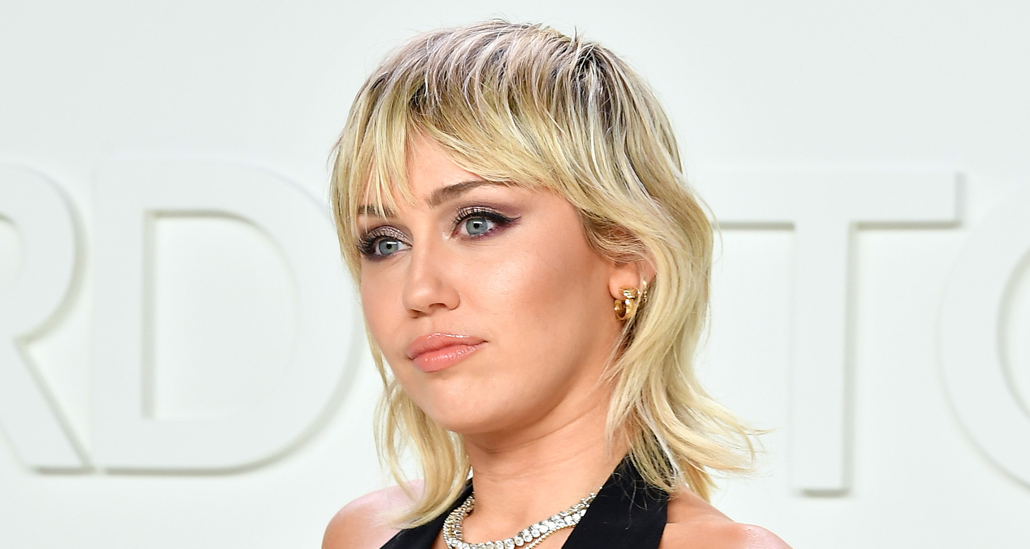 Miley Cyrus & Fans Remember Her Cameo In ‘High School Musical 2′ | High ...