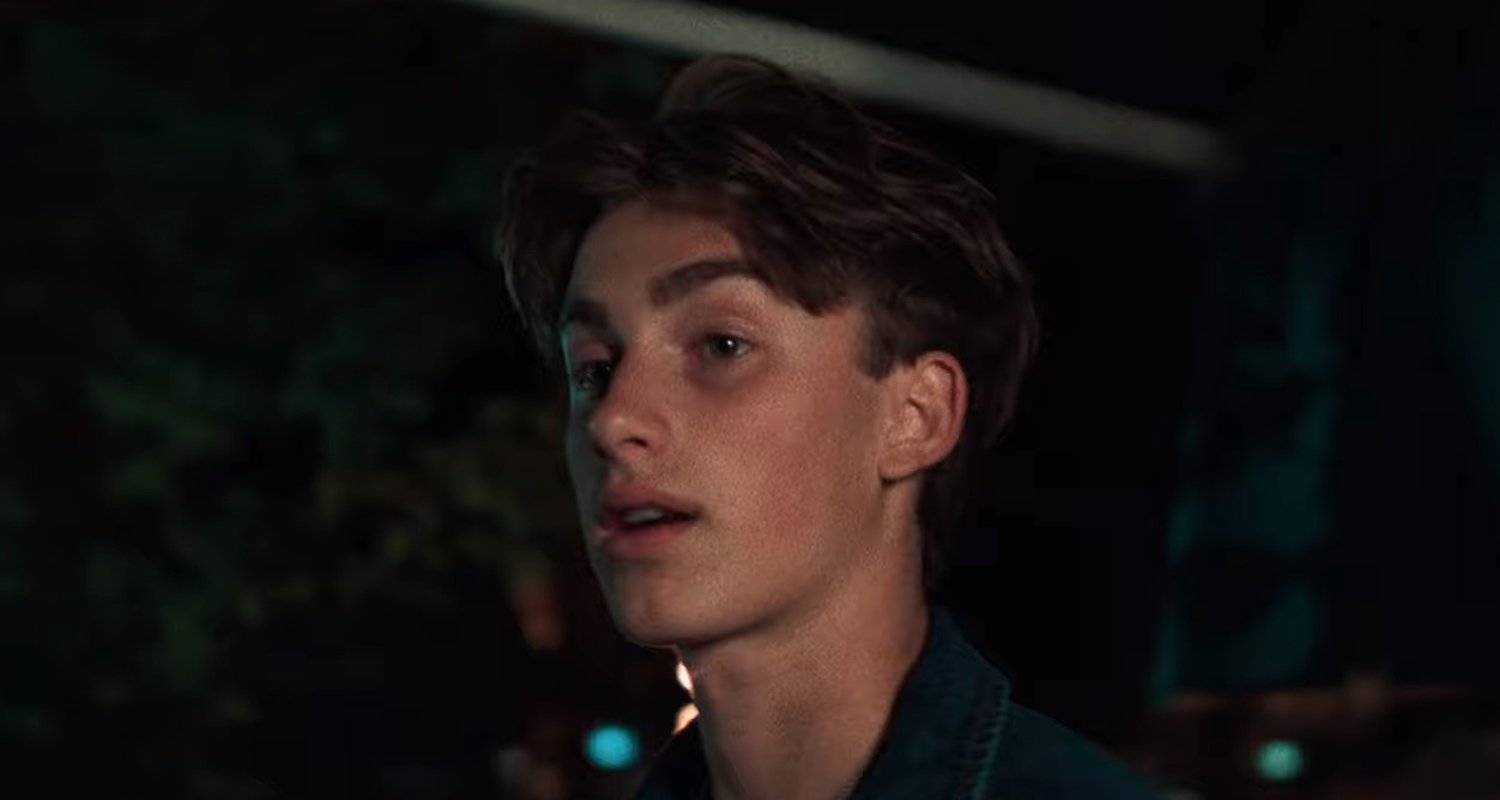 Johnny Orlando Premieres New ‘Everybody Wants You’ Music Video – Watch ...