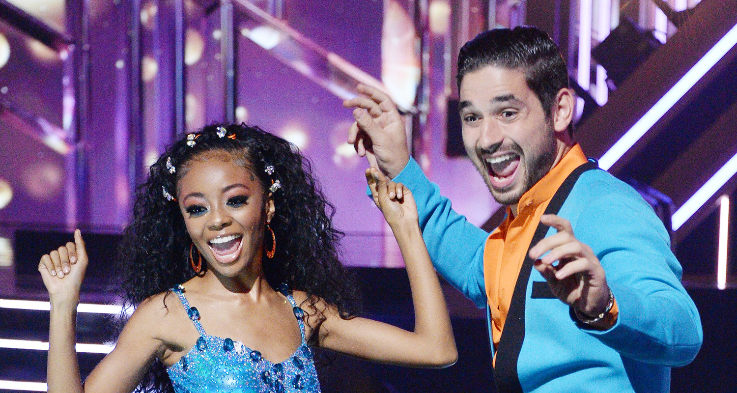 Skai Jackson & Alan Bersten Perform Samba For ‘Dancing With The Stars ...