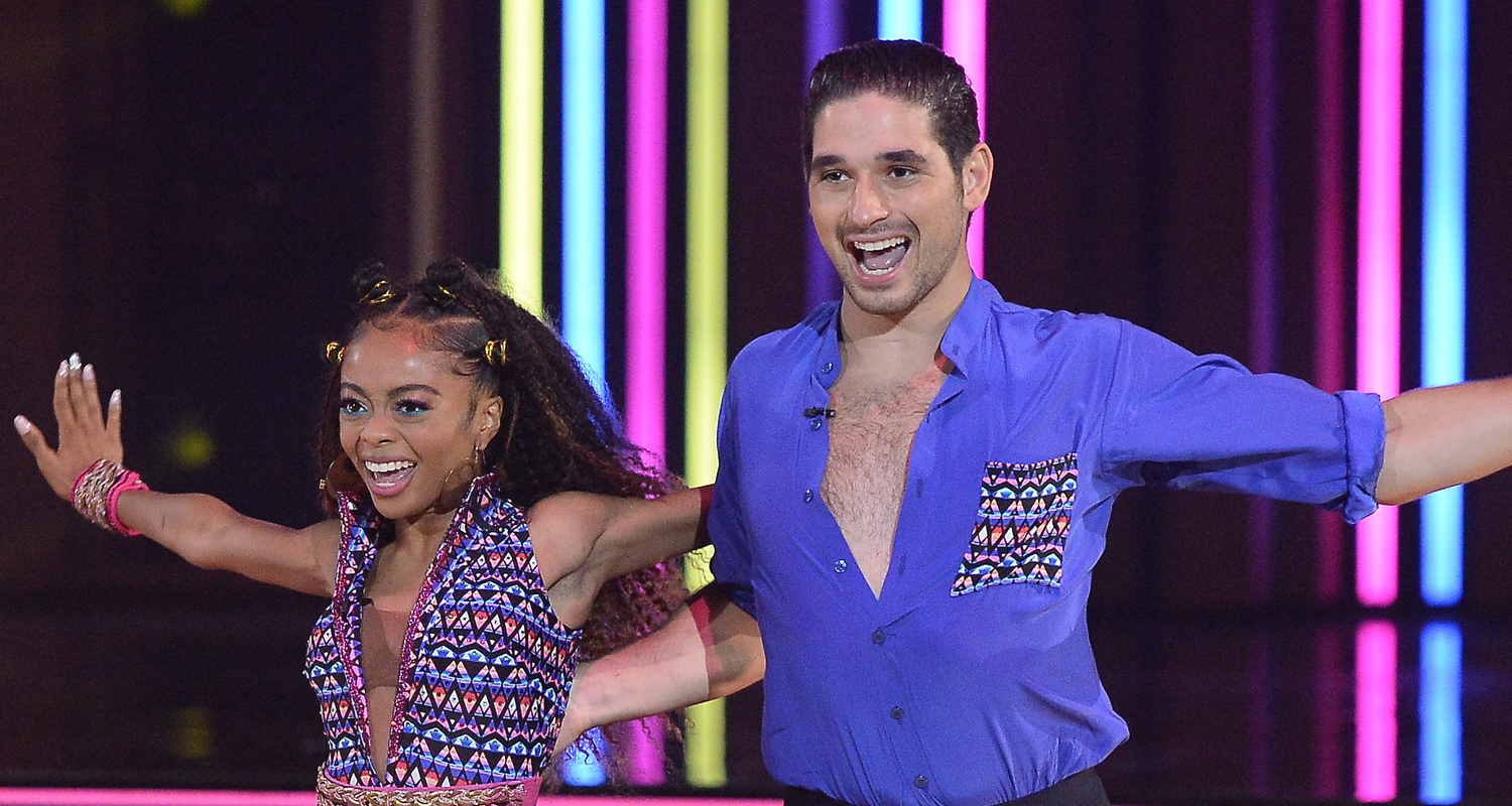 Skai Jackson Works It During Salsa On ‘Dancing With The Stars’ – Watch ...