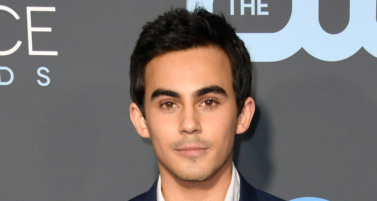 Tyler Alvarez Heads Back To Netflix For Season 2 of ‘Never Have I Ever ...