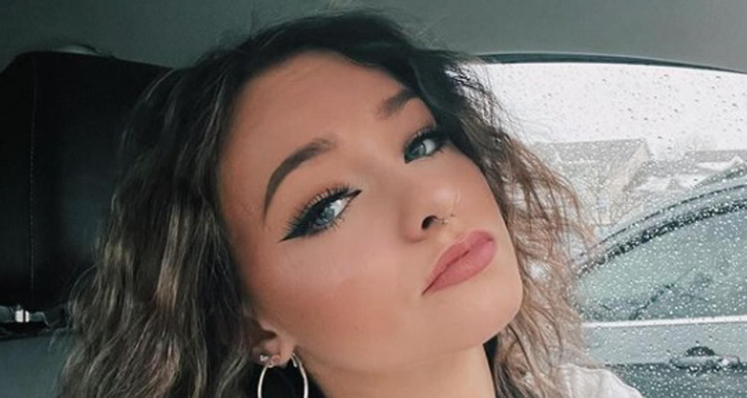 TikToker Zoe Laverne Reveals She’s Pregnant | Newsies, Pregnant, Zoe ... TikToker Zoe Laverne Reveals She’s Pregnant | Newsies, Pregnant, Zoe ...