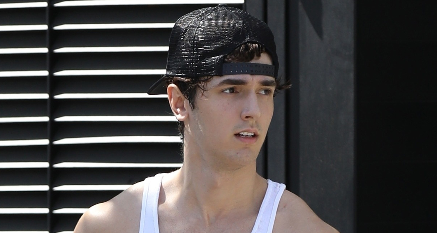 Bryce Hall Reveals Just How Much Money He’s Making From Upcoming Boxing ...