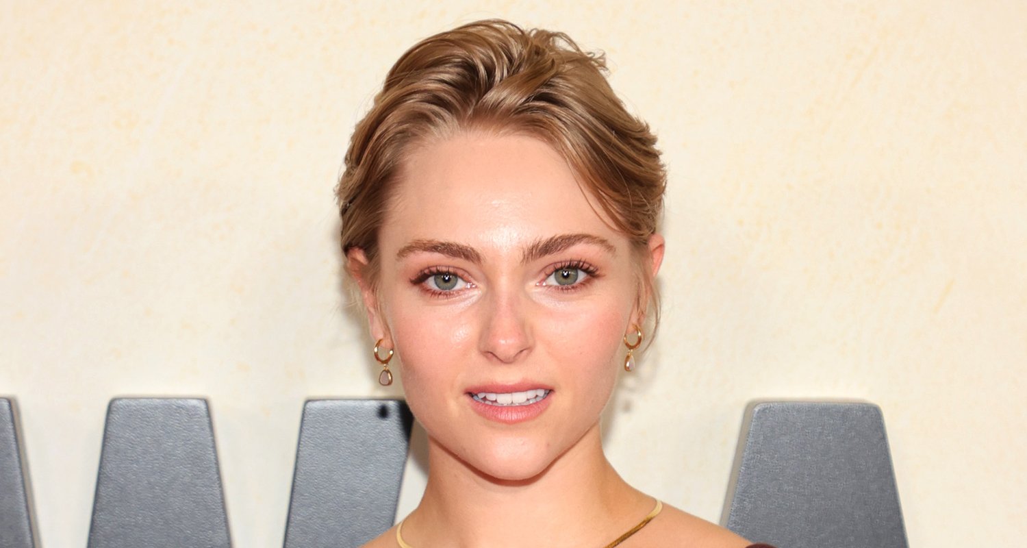 AnnaSophia Robb Announces Engagement to Trevor Paul!! | AnnaSophia Robb ...