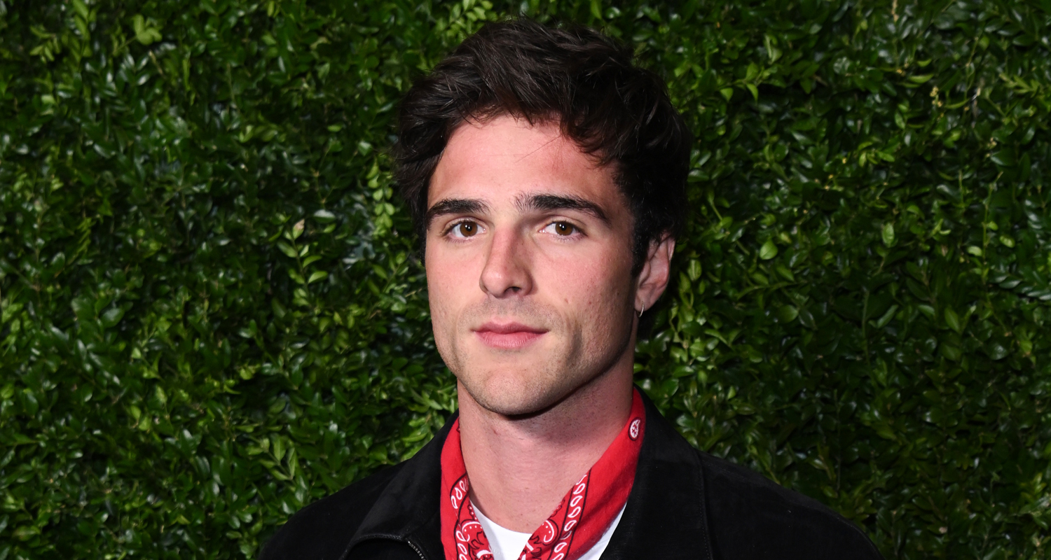 Jacob Elordi Spends Time With This Model at the Park | Jacob Elordi ...