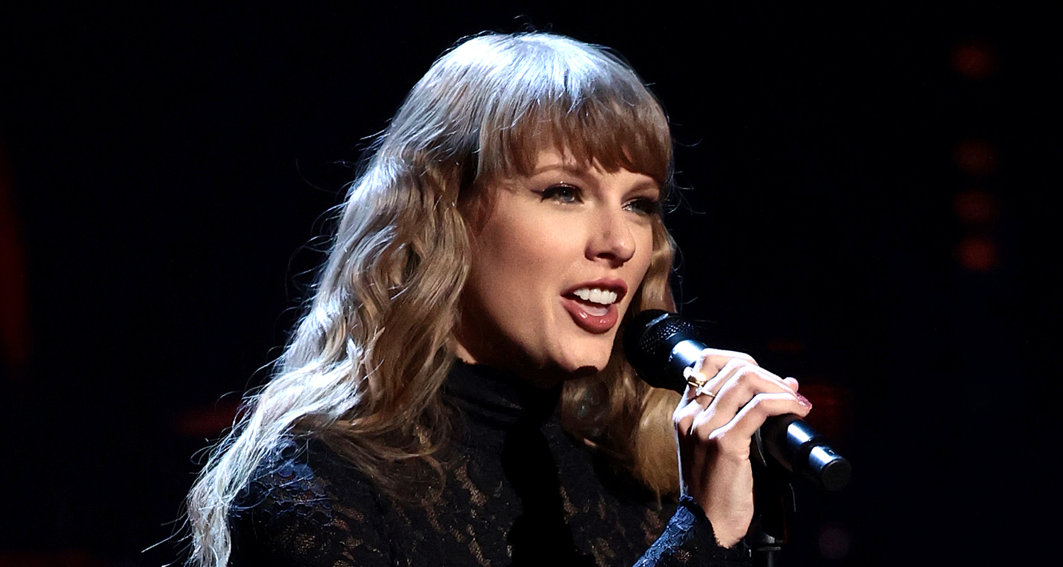 Taylor Swift Will Receive Honorary Doctorate From New York University ...
