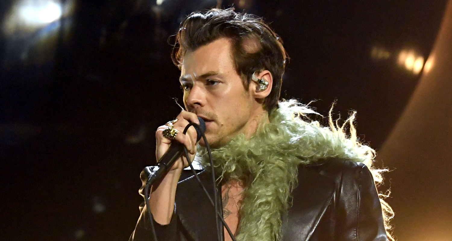 How To Stream Harry Styles’ Coachella Performance Online – Watch Here ...