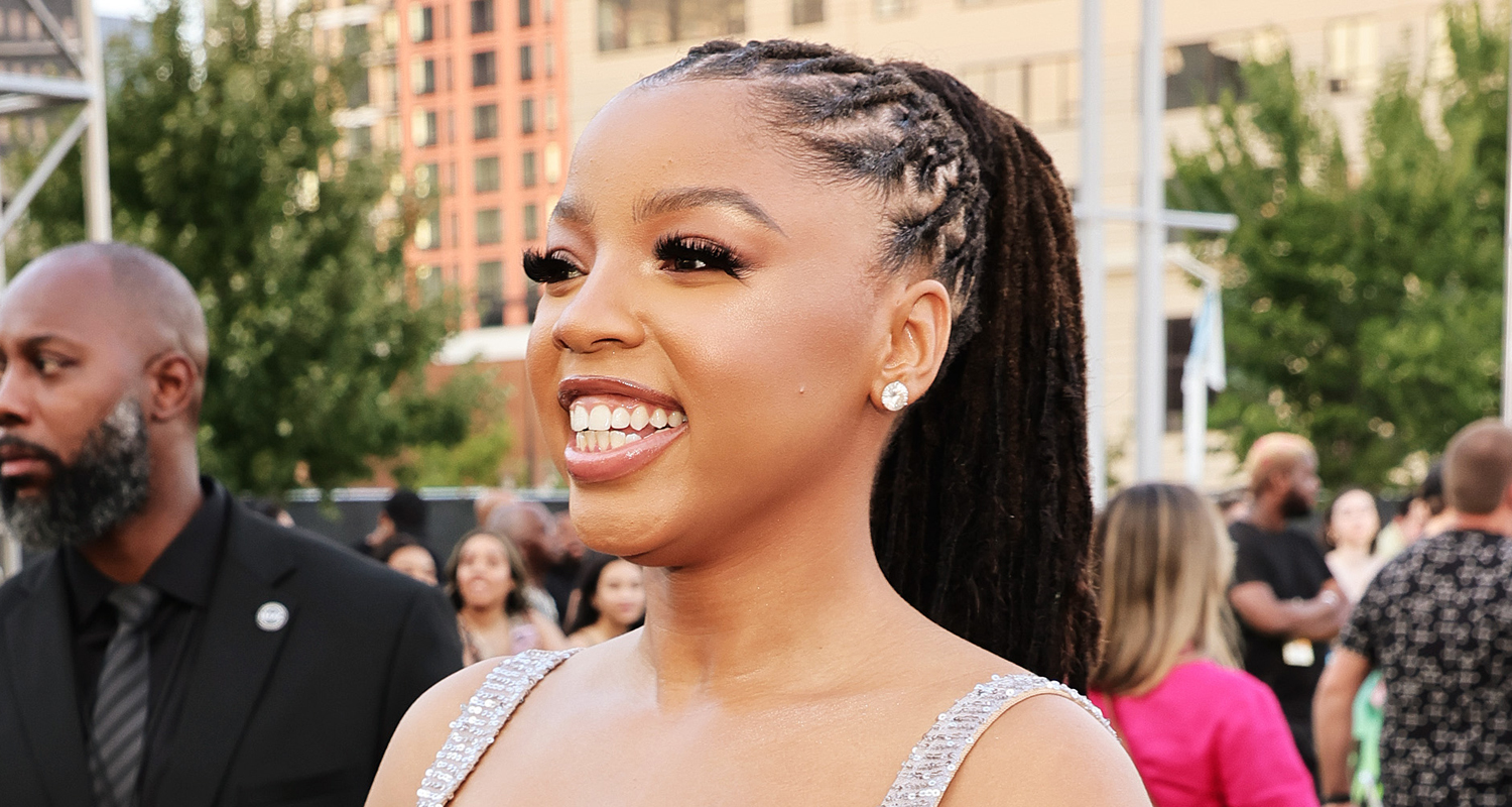 Chloe Bailey’s Smile Is Everything As She Arrives at the MTV VMAs 2022 ...