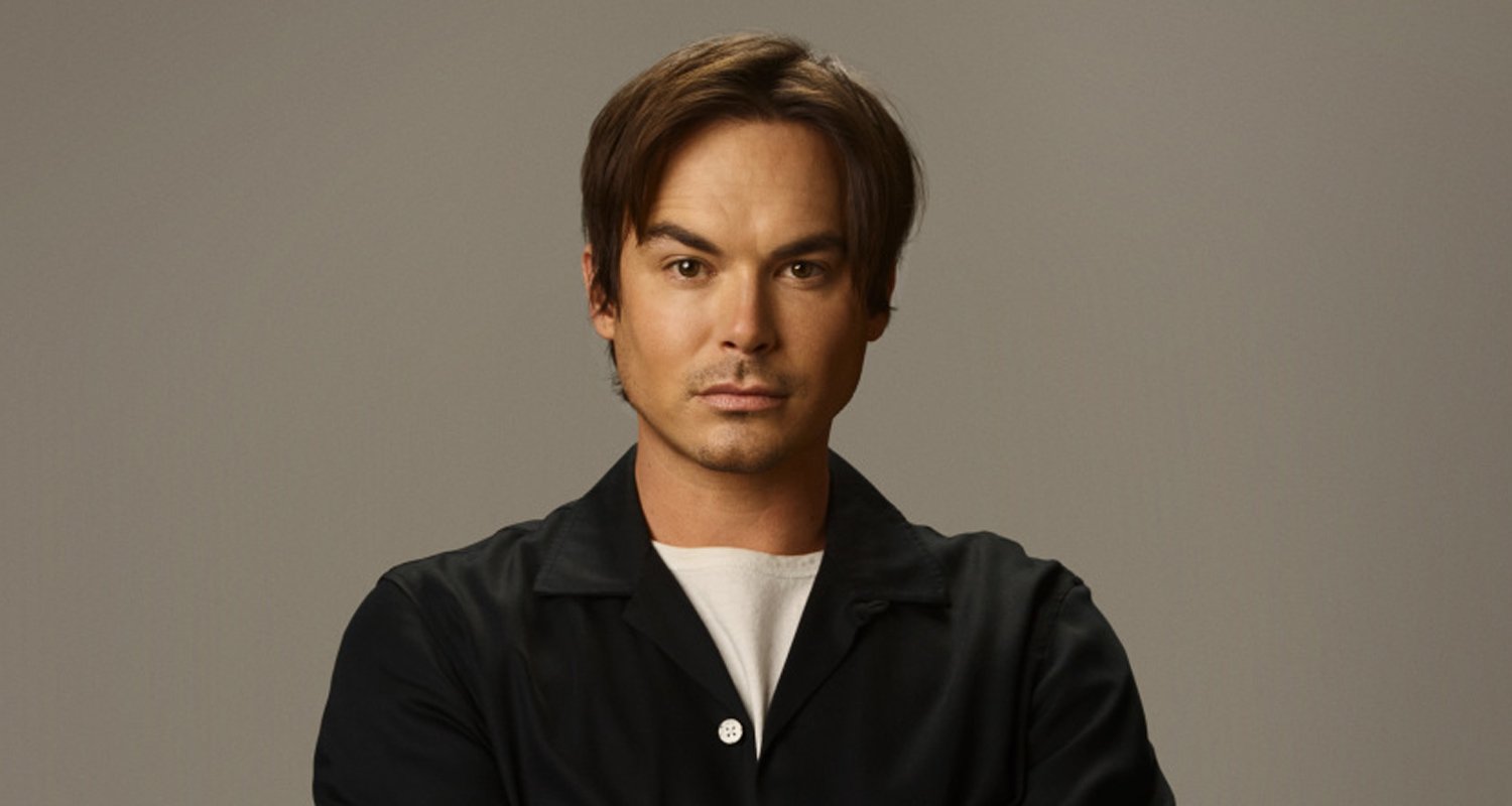 Tyler Blackburn Reveals Why He Took a Leave of Absence on ‘Roswell, New ... Tyler Blackburn Reveals Why He Took a Leave of Absence on ‘Roswell, New ...