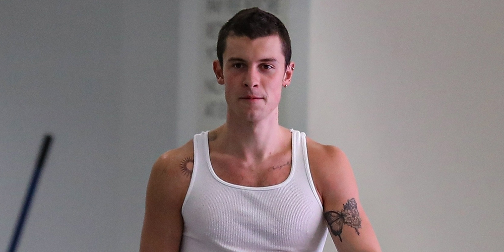 Shawn Mendes Jumpstarts the Week with a Workout | Shawn Mendes | Just ...