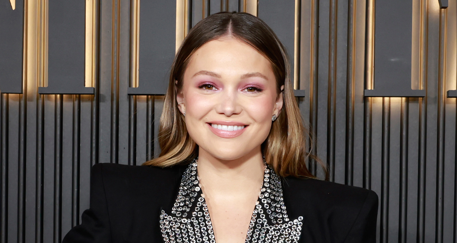 Olivia Holt Talks Making Broadway Debut in ‘Chicago,’ From Rehearsals ...