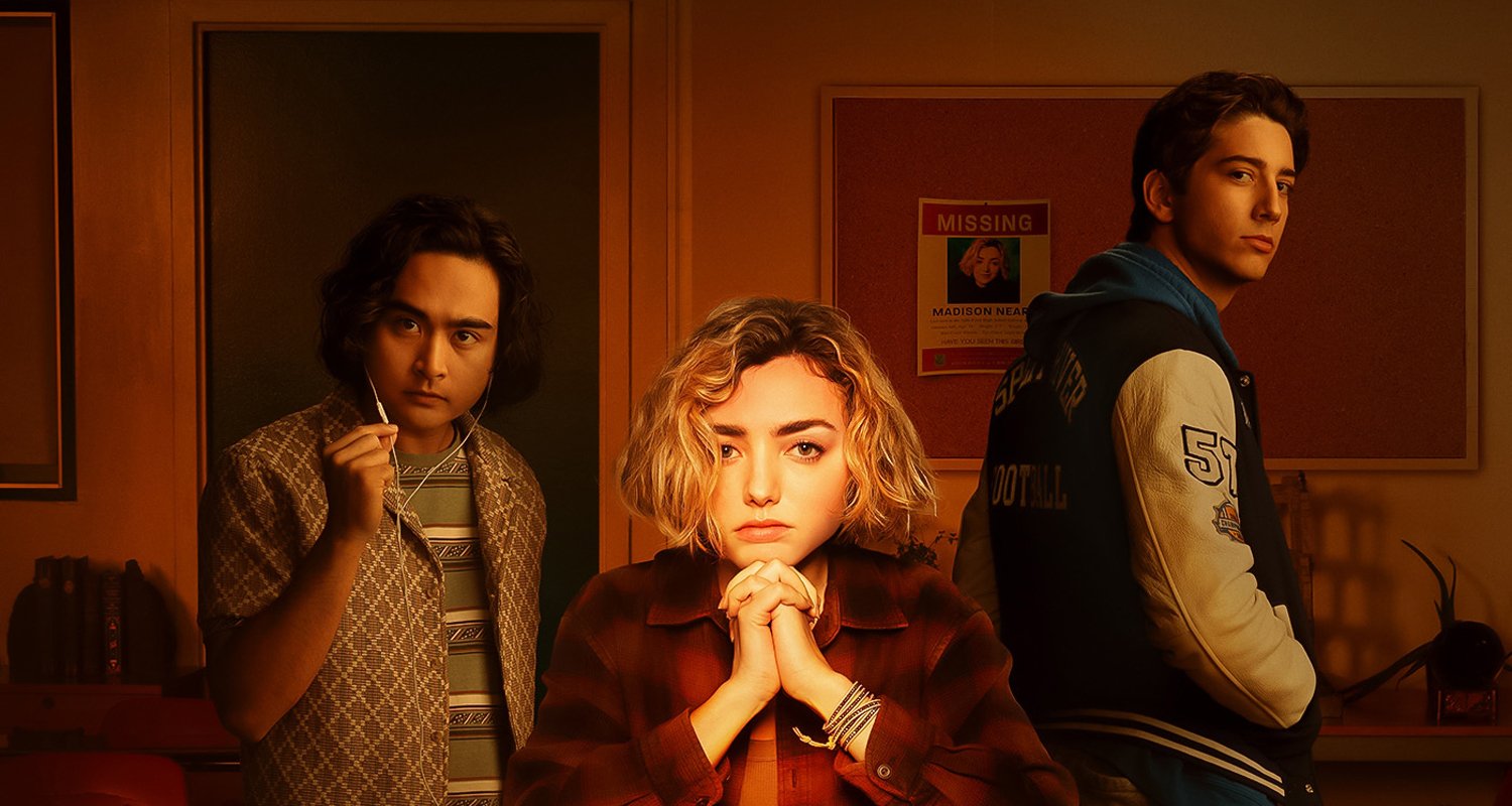 Peyton List & Milo Manheim’s ‘School Spirits’ Renewed For Season 2 ...